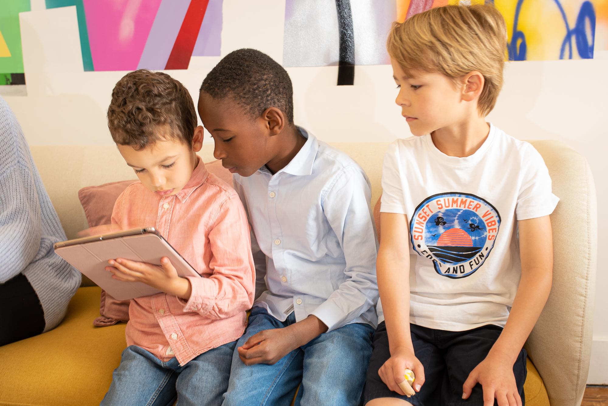 Mathia, jouer à faire des maths - makesense